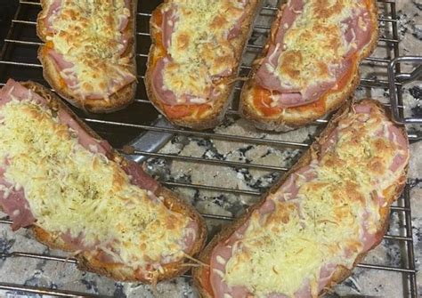 Tostas De Jam N York Tomate Y Queso Receta De Sara Cookpad