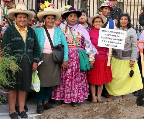 Mujeres Que Luchan Por Los Derechos De Las Mujeres