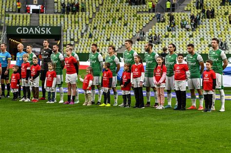 Lechia Gdańsk Górnik Zabrze 18 11 2022 r Znamy skład biało zielonych