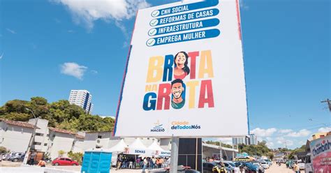 Brota na Grota leva programação especial de Natal para comunidades de