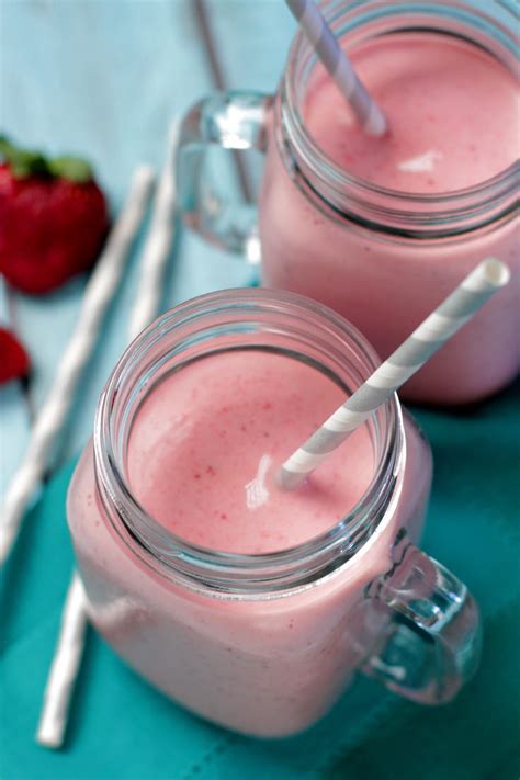 Strawberry Milkshake Smoothie Live Simply