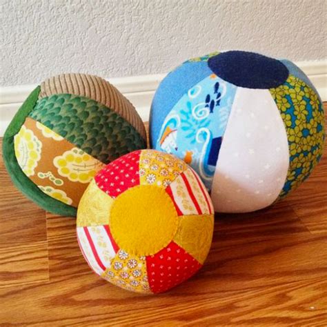 Como Hacer Una Pelota De Papel Reciclado Retos Y Juegos Con Pelotas