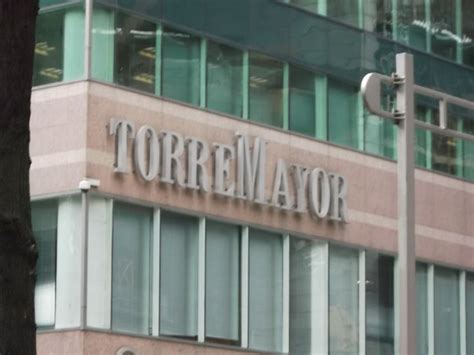 Se terminó la construcción de la Torre Mayor en 2003 tuvo un costo de