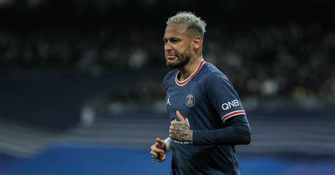 Neymar Da Silva Of PSG During The UEFA Champions League Round Of 16