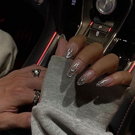 30 Cool Chrome Nails To Inspire You Nails Metallic Chrome Chrome Nails