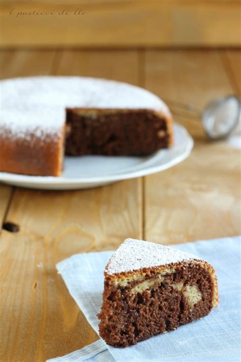Torta Allo Yogurt Variegata Torta Allo Yogurt E Cioccolato