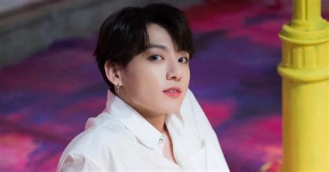 Bts Jungkook Makes Army Go Wild As He Lies Shirtless In Bed During A