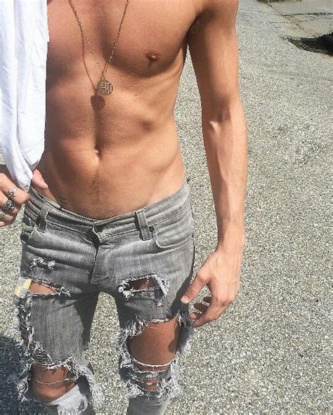 Pin By Vikram Banerjee On Ripped Jeans Men Fashion Ripped Men