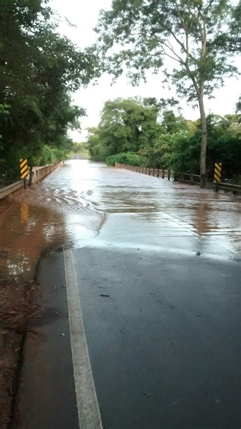 Ponte que liga São João do Iracema à São João das Duas Pontes foi