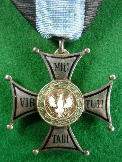Krzy Virtuti Militari Owczarski Srebro Nak Adki