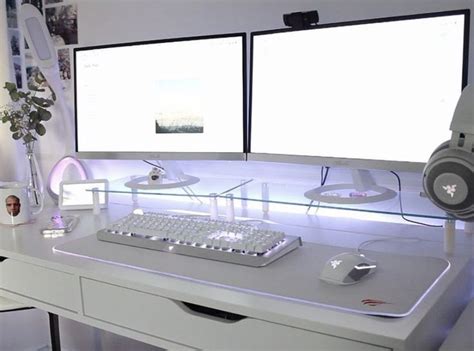 White Pc Setup Gaming Room Setup Room Setup Gamer Room Decor