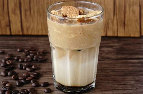 Gelas Kopi Kekinian 10 Resep Minuman Kekinian Dari Kopi Praktis Dan