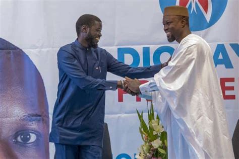 Sonko dirigeant du Sénégal dans l ombre Diomaye Faye met fin aux