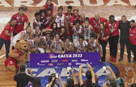 Sesi Araraquara é campeão da Liga de Basquete Feminino ACidade ON