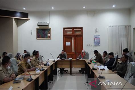 Pemkab Kulon Progo Diminta Serius Kembangkan Kawasan Pantai Selatan