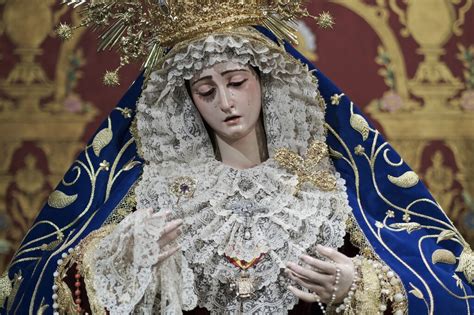 Las imágenes de la veneración a la Virgen del Rosario de Montesión