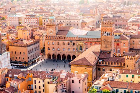5 Reasons To Visit Bologna The Food Capital Vita Italian Tours