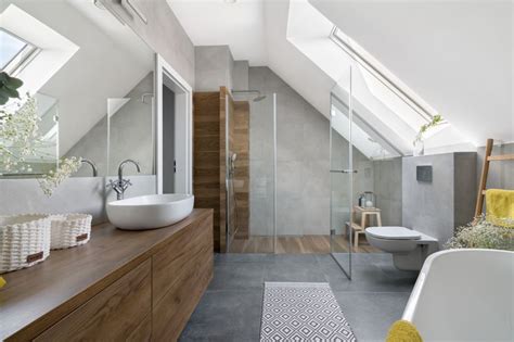 Łazienka na poddaszu Architekt radzi jak ją urządzić 15 pięknych zdjęć
