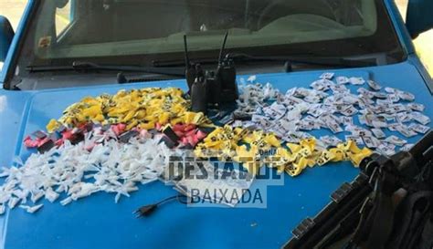 Jornal Destaque Baixada Polícia é recebida a tiros reage e prende
