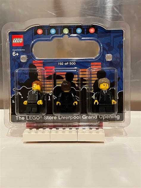 Lego GRAND OPENING LEGO BRAND STORE GRAND OPENING SET UBER RARE