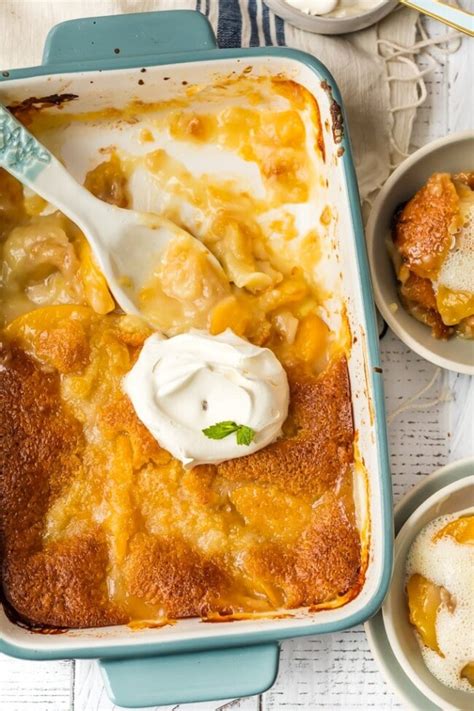 Easy Peach Cobbler Recipe Made With Canned Peaches VIDEO
