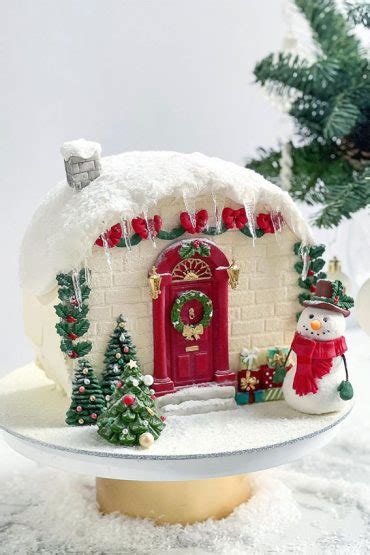 Frosty And Festive Christmas Cake Inspirations White Snow House