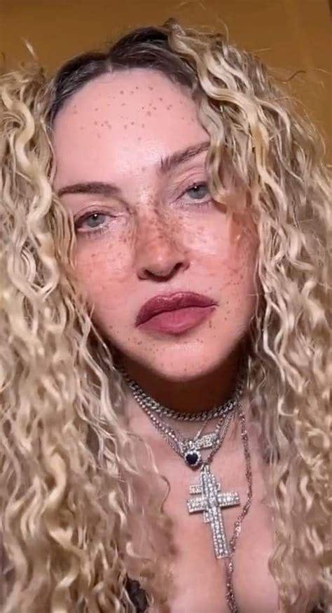 Pin By Meirav Hornung On Madonna Madonna Pictures Madonna Kibbe