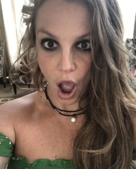 Britney Spears Bikini Erotica