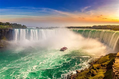Canadian Culture Nature Toronto Niagara Falls 5 Days Kimkim