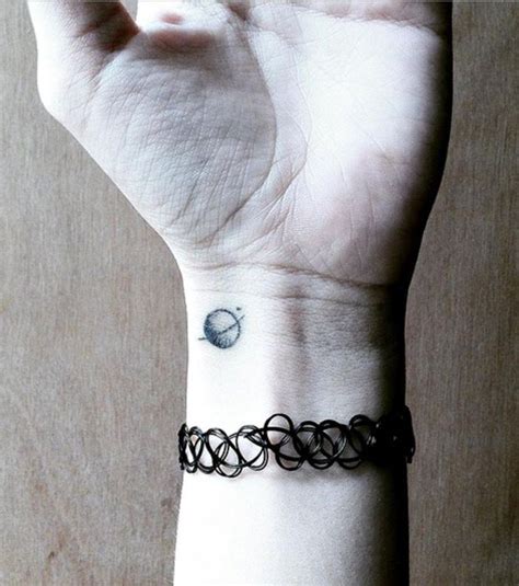 17 tatouages minimalistes pour les filles discrètes Tatouages