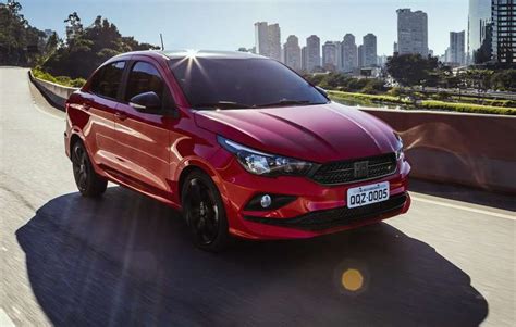 Fiat Cronos chega à linha 2021 e parte de R 63 390