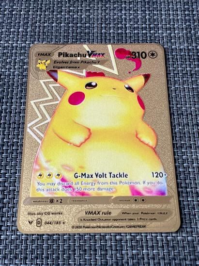 Pokémon kovová karta Pikachu VMax Aukro