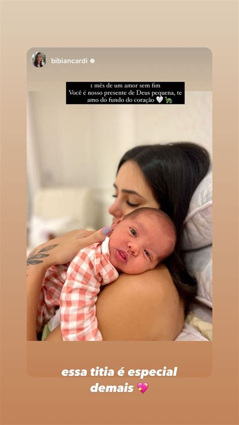 Foto Mavie filha de Bruna Biancardi e Neymar completou um mês de