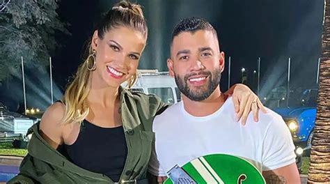 Andressa Suita mostra filhos na suíte da mansão parece pintura