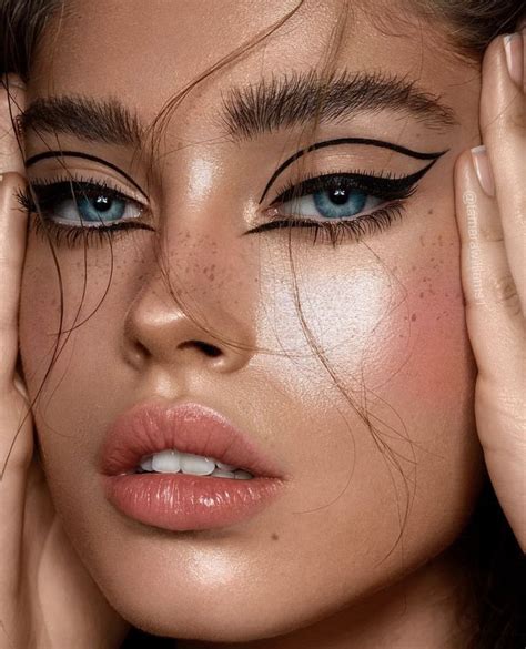 La Femme Dans Lart On Twitter Eye Makeup Eye Makeup Tips Makeup