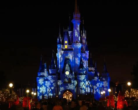 Disney Castle Wallpapers Hd Wallpapersafari