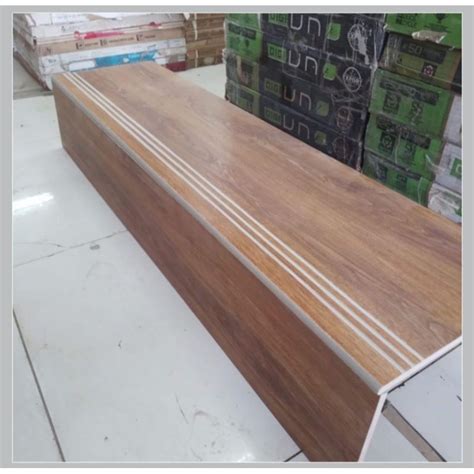 Jual Granit Tangga Motif Kayu Stepnosing Bavel 30x90 30x100 30x120