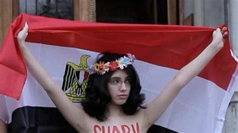 Egypts Nude Poser Ridicules The Muslim Call To Prayer Morocco