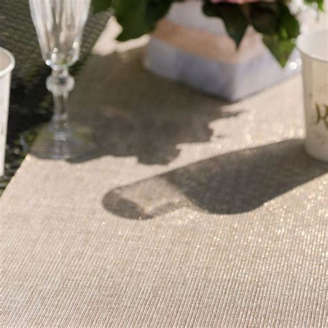 Chemin De Table Jetable Lin Or Deco Anniversaire Chemin De Table