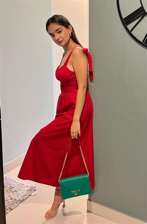 Actress Glamorx On Twitter Rt Actress Fetish Melons
