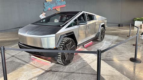 Cybertruck May Land The F 150 Lightning Frunk And The Biggest Console
