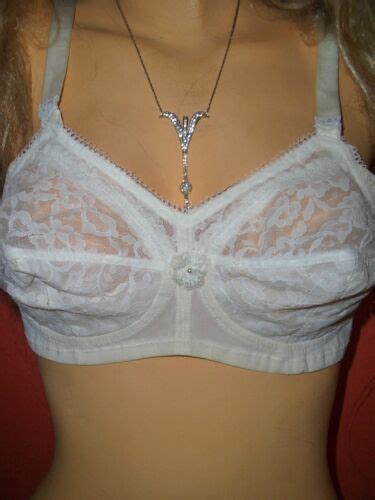 RAR Vintage Triumph allya Pin Up BH Büstenhalter Gr 80 B weiß H966