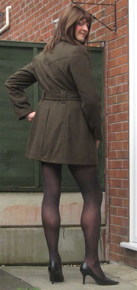 19sept2009 What Are You Looking At O Sissymaid Gina Flickr