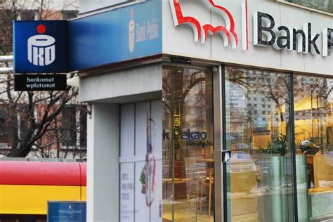 PKO BP i Pekao pokazały wyniki roczne Kto wypadł lepiej