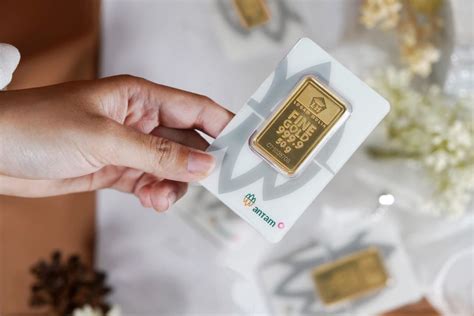 Harga Emas Antam Hari Ini Naik Rp5 000 Jadi Rp1 469 Juta Per Gram