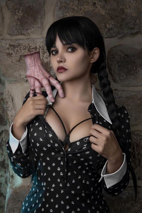 Kalinka Fox Wednesday Addams Cosplay Patreon Nudes Leaked 1