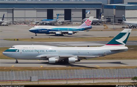B HKX Cathay Pacific Boeing 747 412 BCF Photo By Wong Chi Lam ID