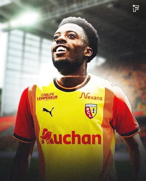 Ligue1 Elye Wahi est ARRIVÉ à Paris et va prendre la direction