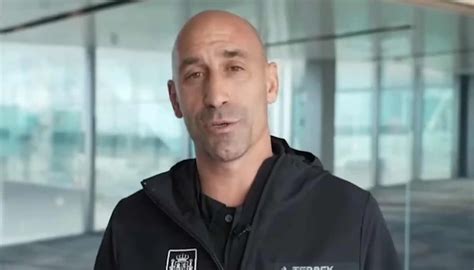 Presidente da Real Federação Espanhola de Futebol desculpa se após