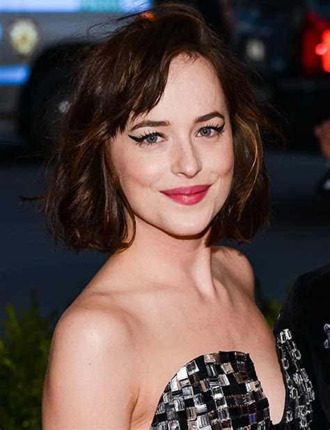 35 Trendy And Best Curtain Bangs For All Hair Types